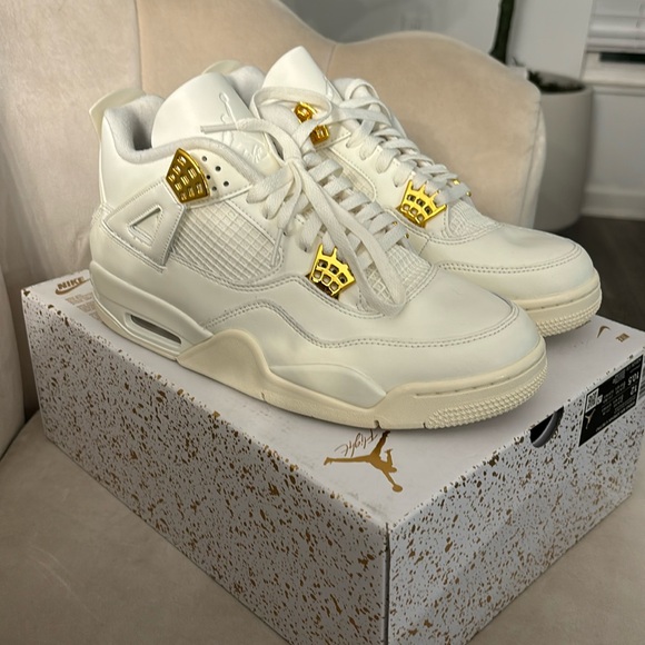 Nike | Shoes | Wmns Air Jordan 4 Retro Metallic Gold Iconic Style ...
